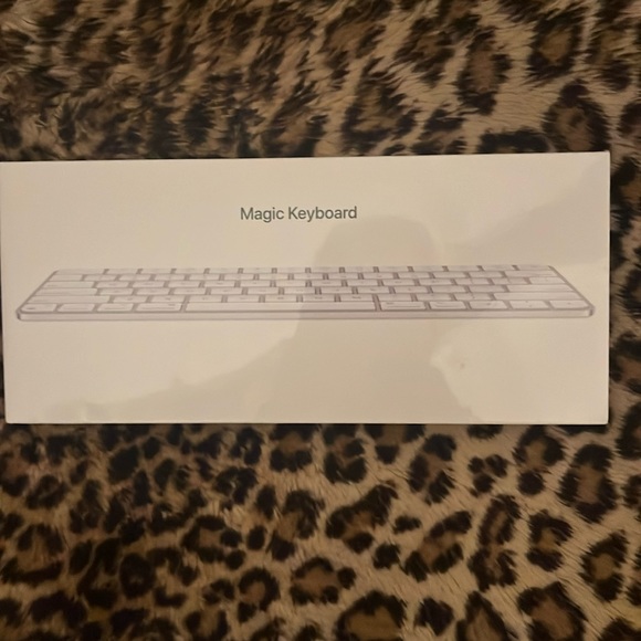Apple | Computers, Laptops & Parts | Magic Keyboard | Poshmark